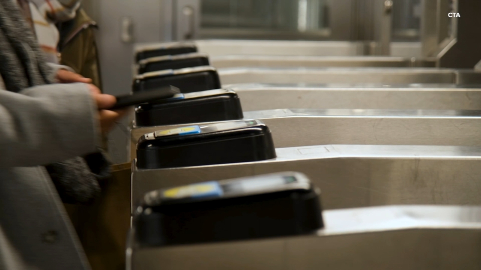 Metra, CTA, Pace launch regional day pass for riders to use on all 3 ...