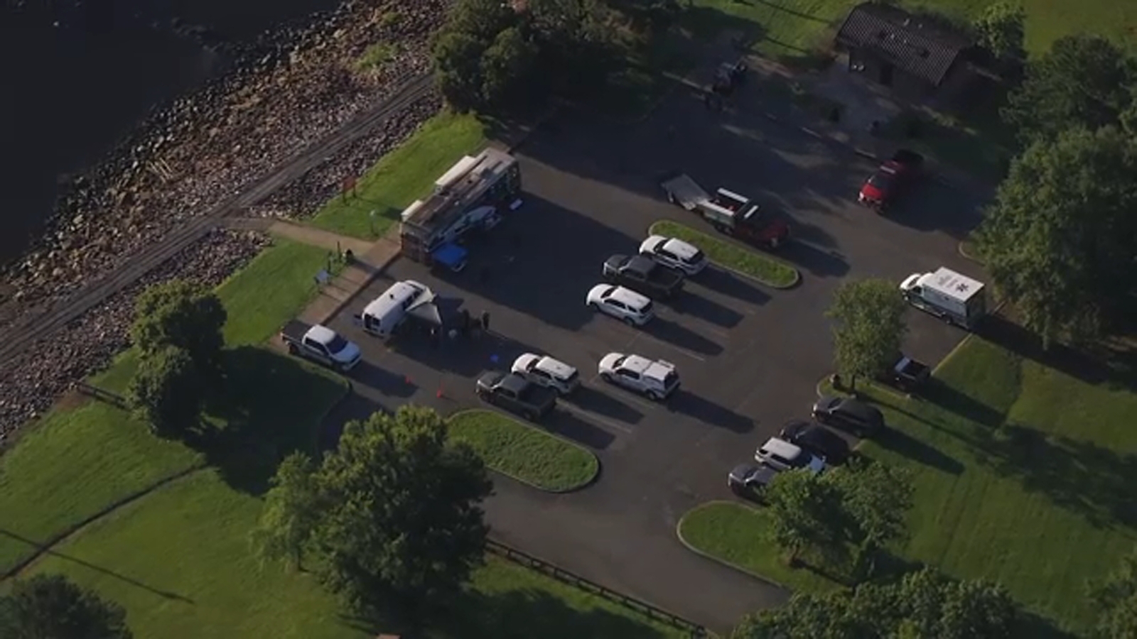 Body of fisherman who fell into Jordan Lake in Chatham Co. found Friday ...