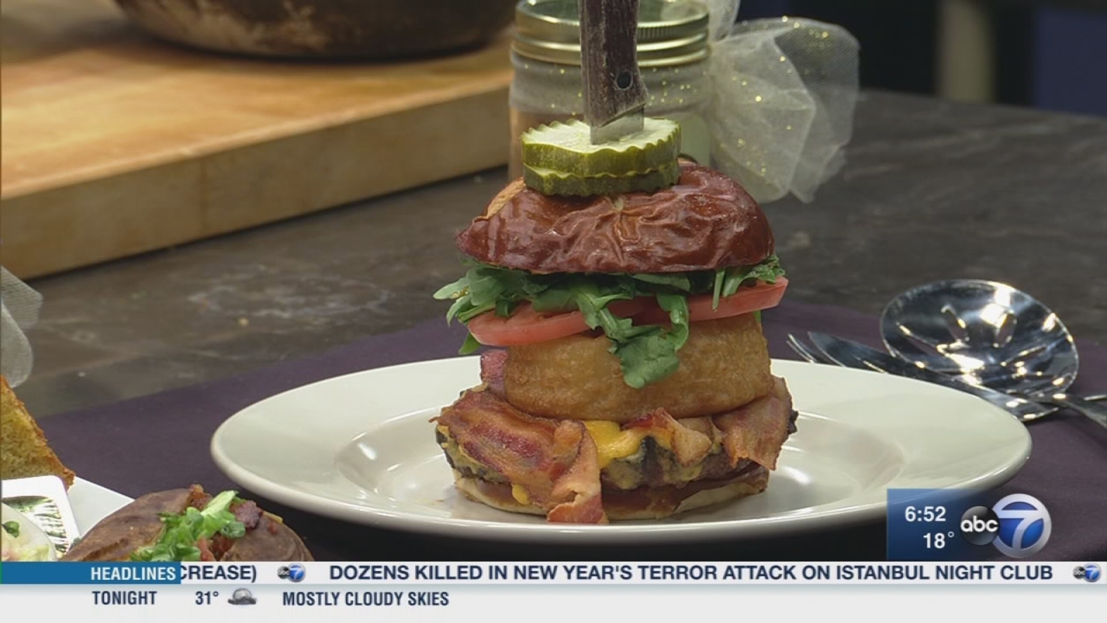 Roll out of bed for brunch on New Year's Day - ABC7 Chicago