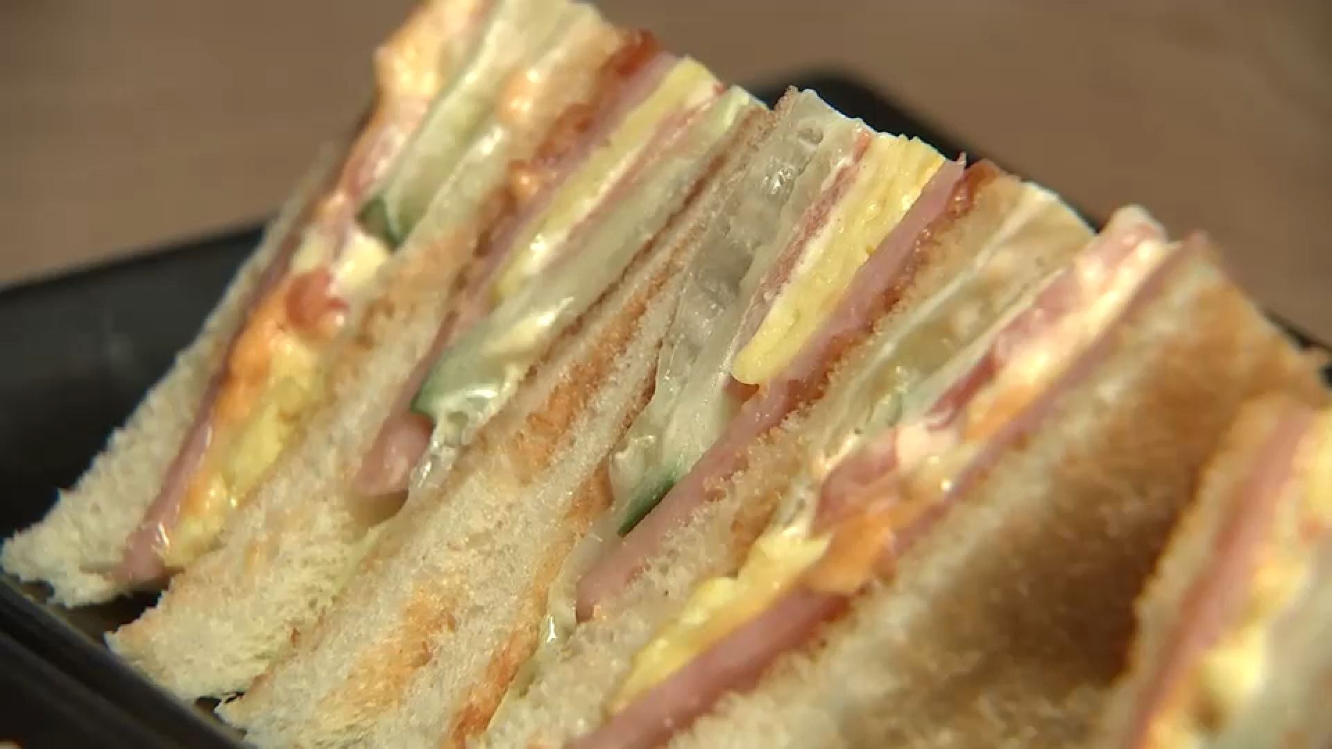 NYC Neighborhood Eats: Cha Kee in Chinatown features Hong Kong diner ...