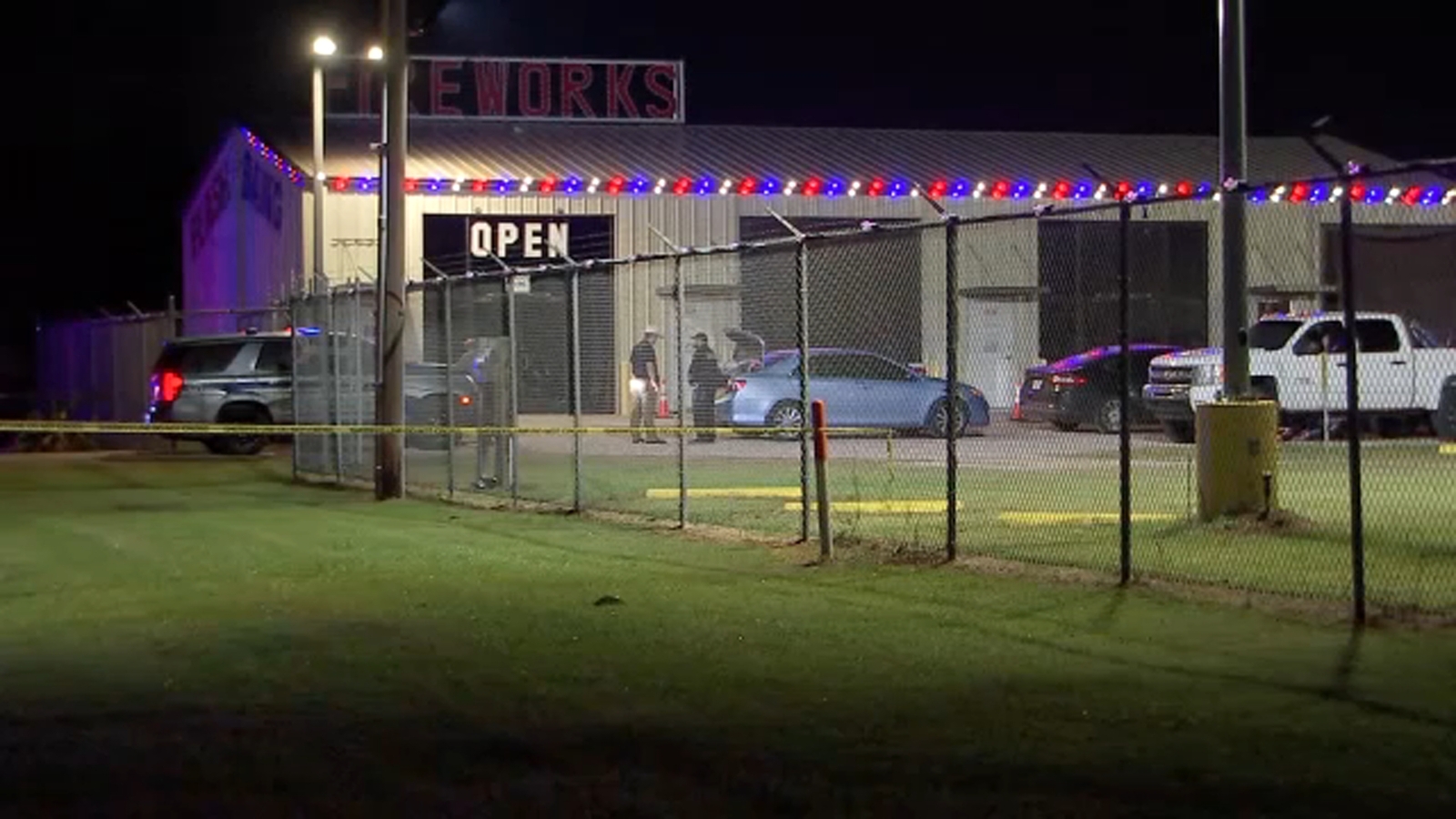 Burglary investigation underway after deputies say multiple suspects targeted Flash-Bang ...