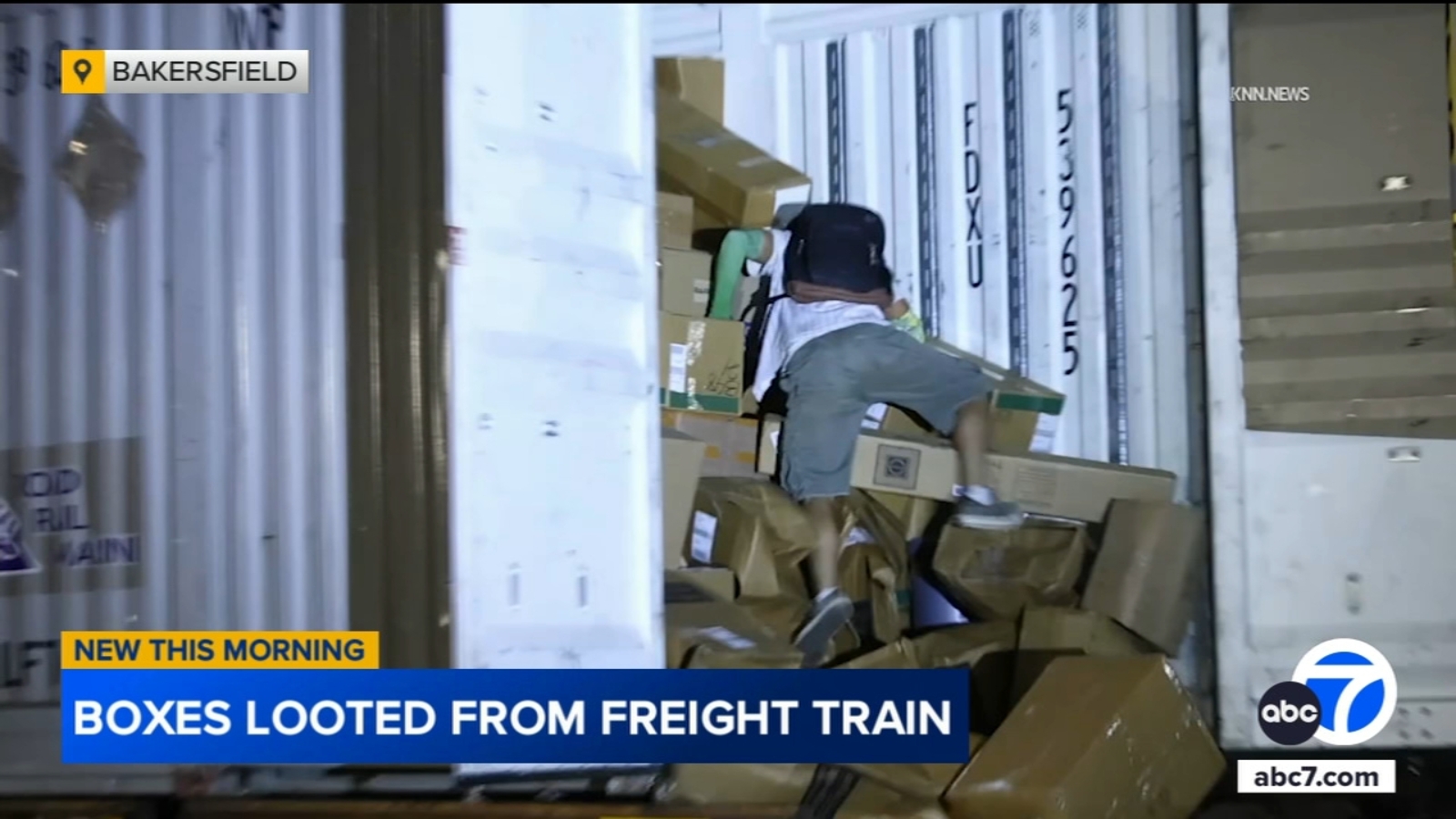 Packages looted from freight train in Bakersfield, video shows - ABC7 ...