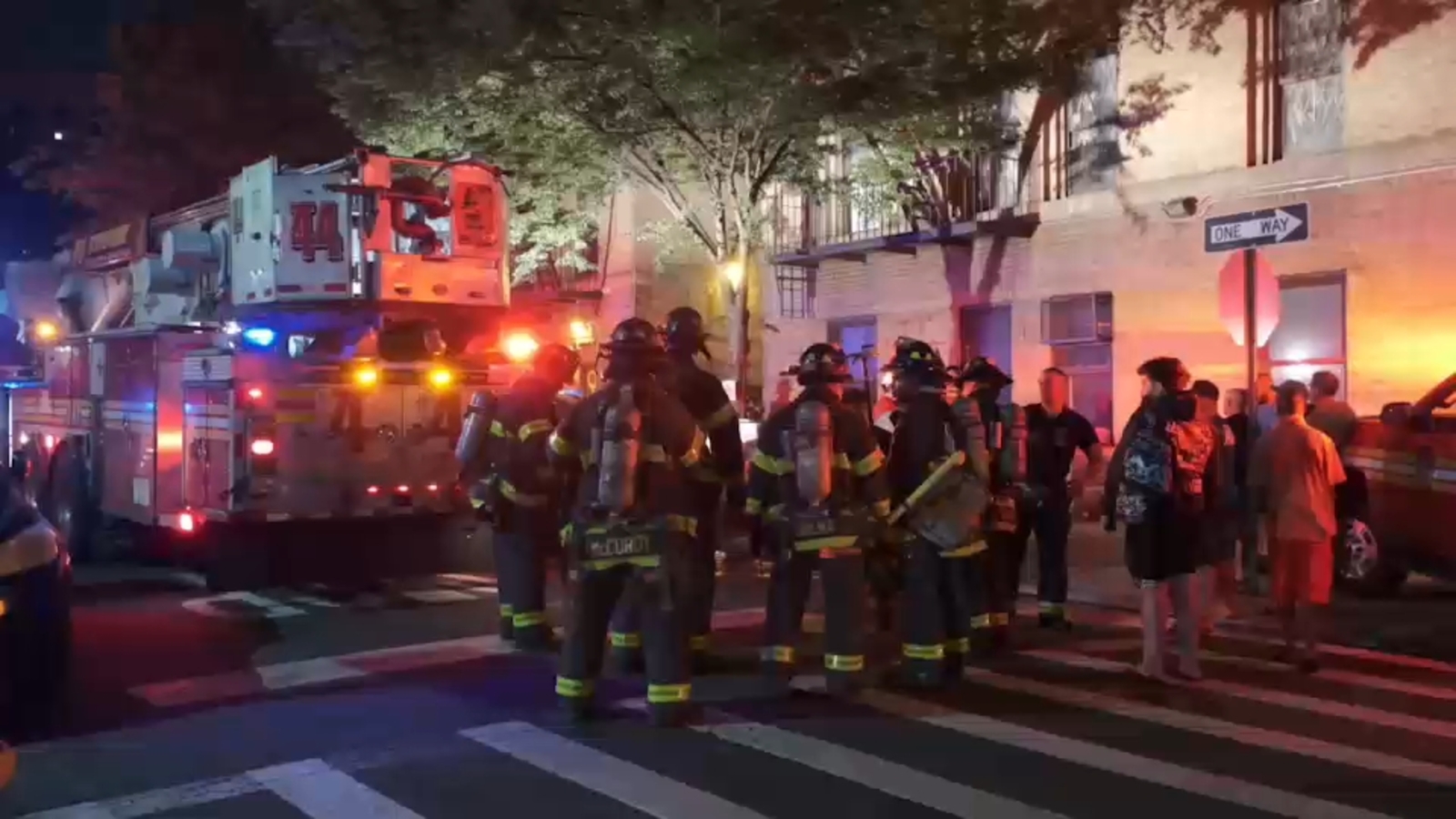 Mount Eden fatal fire: Man killed, several others injured after fire ...