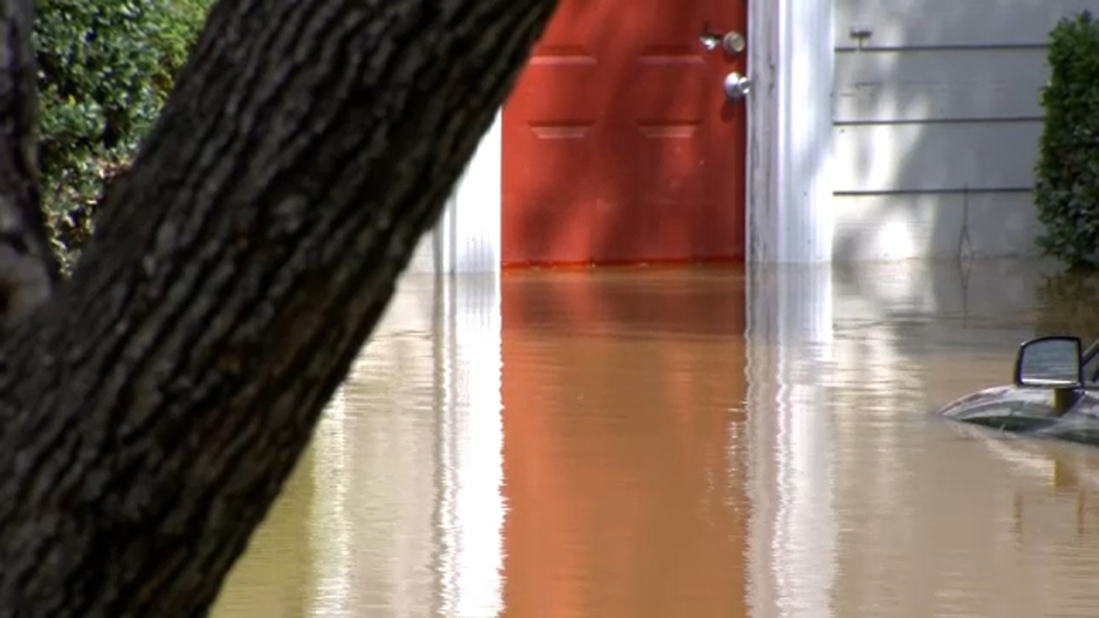 Many rescued, dozens of evacuations from Durham Co. homes due to major flooding from Tropical ...