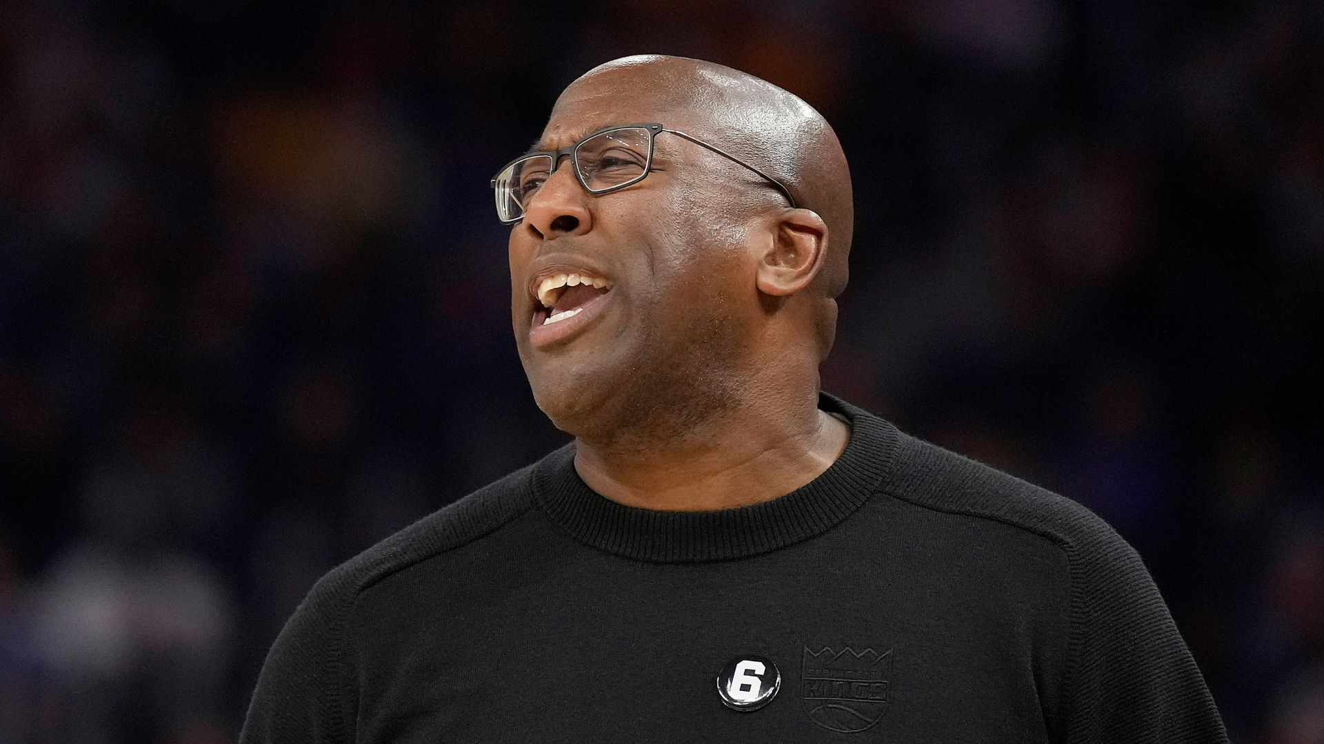 New York Knicks officially hire Mike Brown as head coach - ABC7 New York