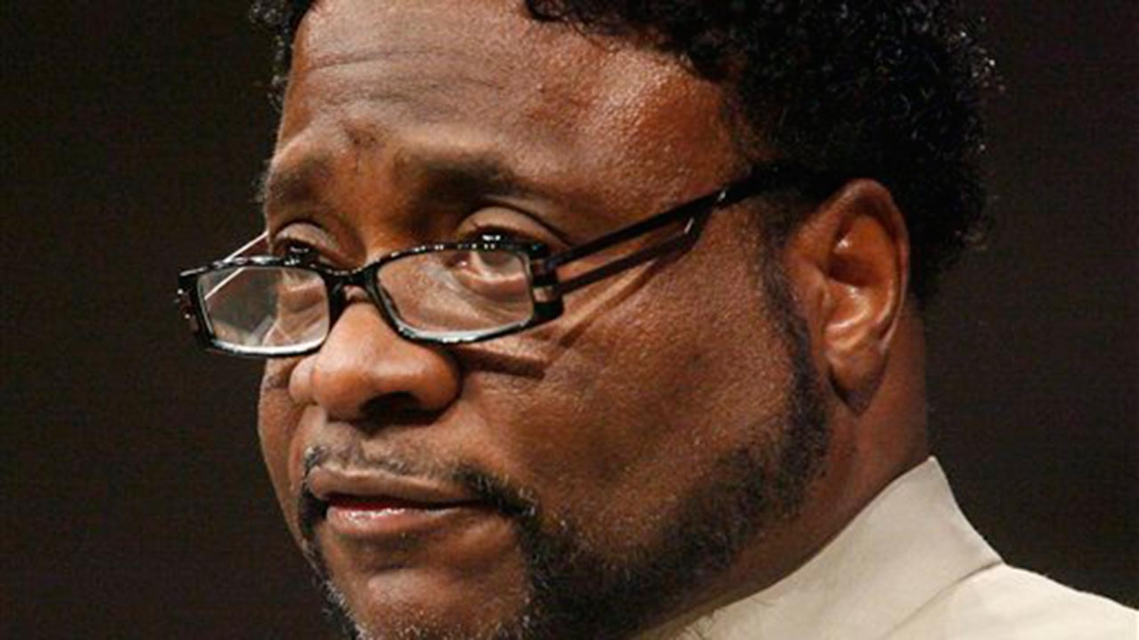 Eddie Long, megachurch pastor embroiled in scandal, dies - ABC11 ...