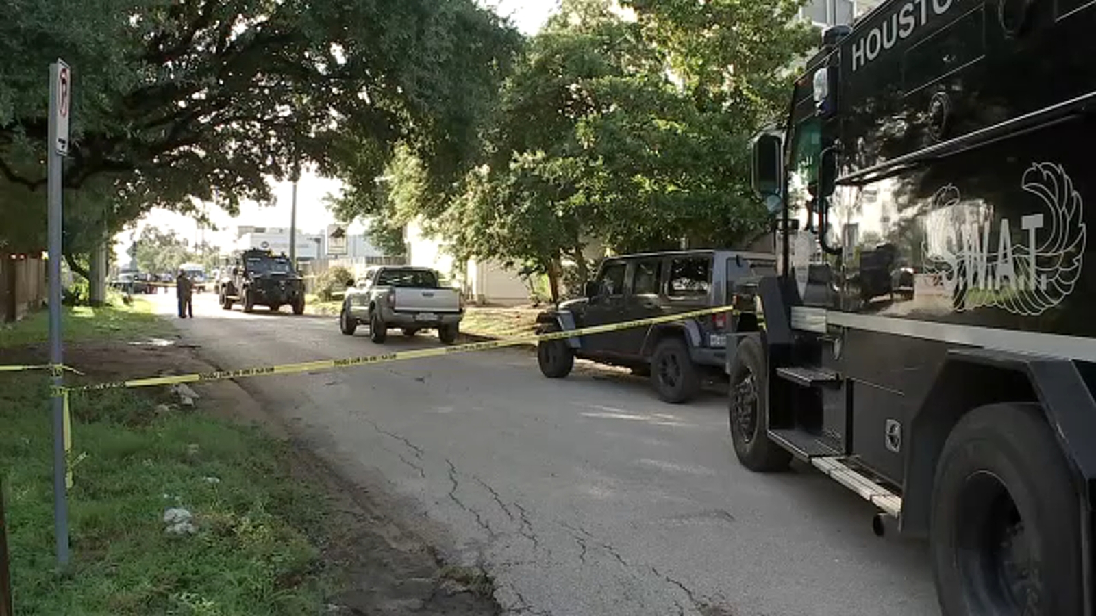 Suspect shot and killed during SWAT scene on West 13th Street in The ...