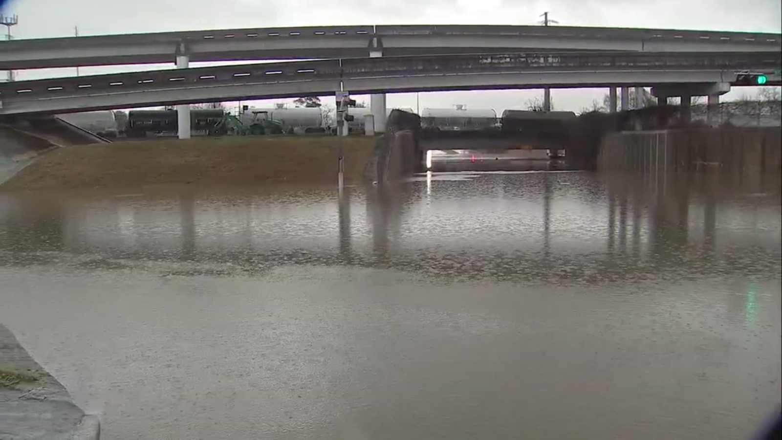 Flooded road at Hardy and Crosstimbers - ABC13 Houston