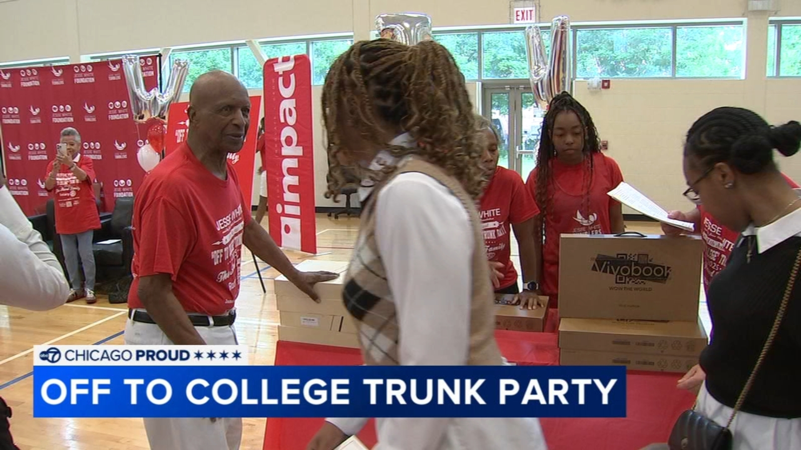 Former Illinois Secretary of State Jesse White hosts 11th annual 'Off ...