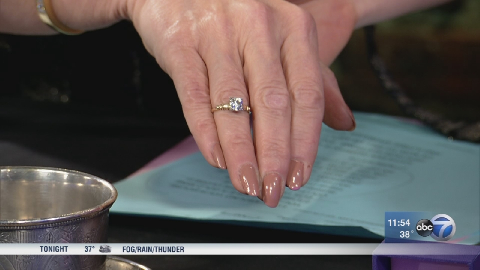 Chicago auction house offering free antique appraisals - ABC7 Chicago