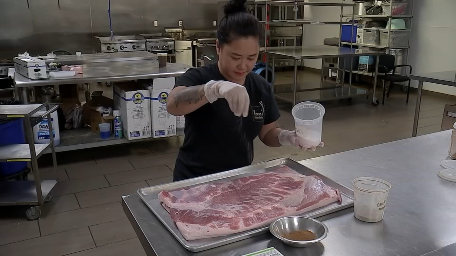 Houston chef donates hundreds of meals to flood relief efforts - ABC13 ...