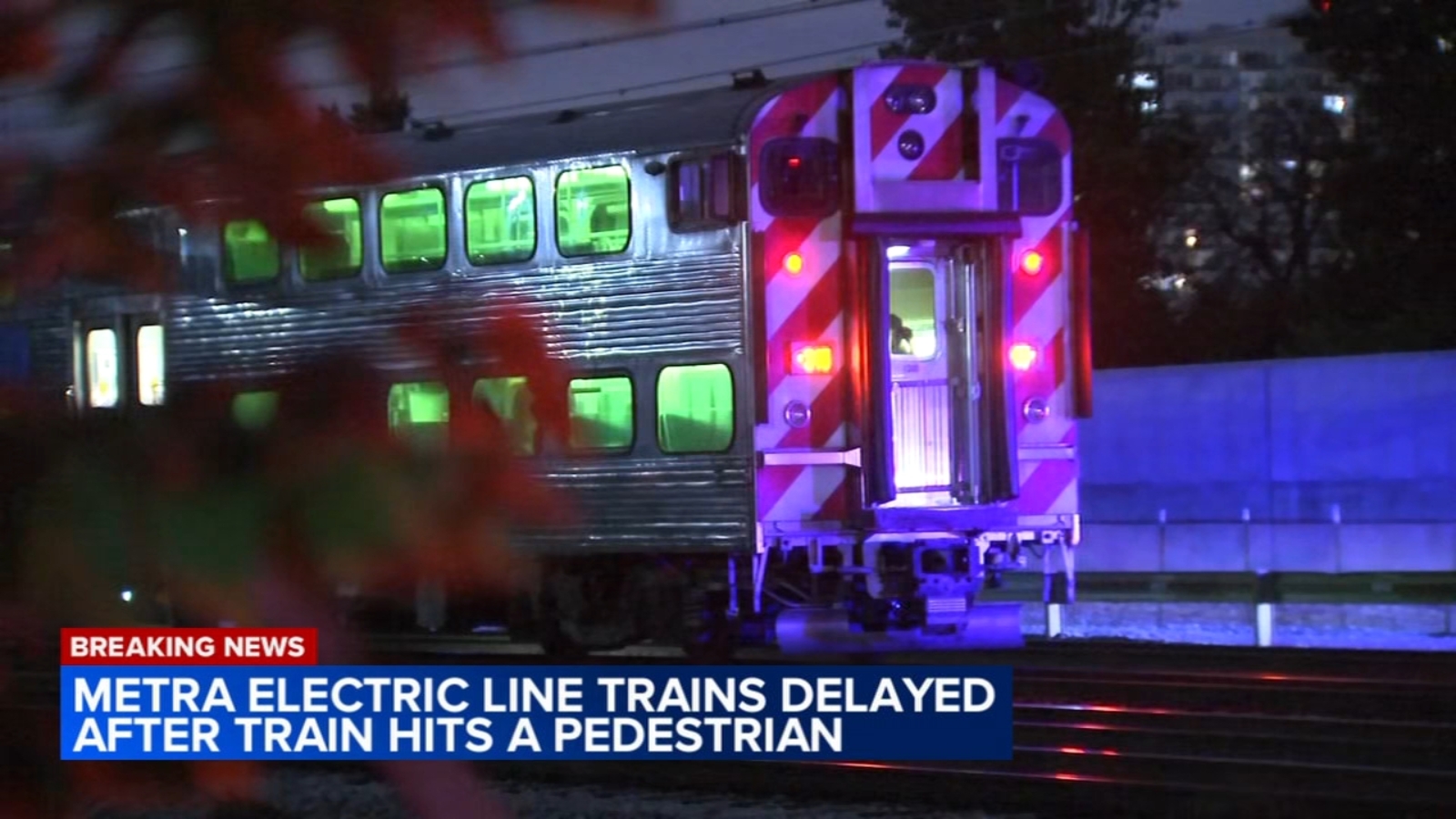 Chicago Metra Electric line disrupted after train hits, kills teen ...