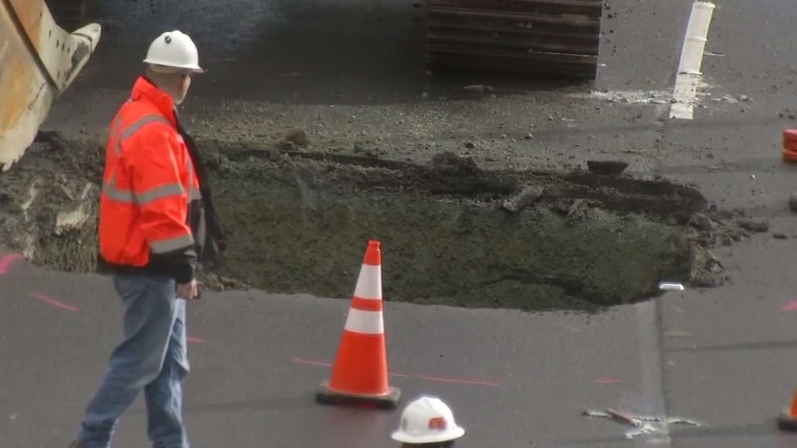 Storms create sinkholes, damage Bay Area highways - ABC7 San Francisco