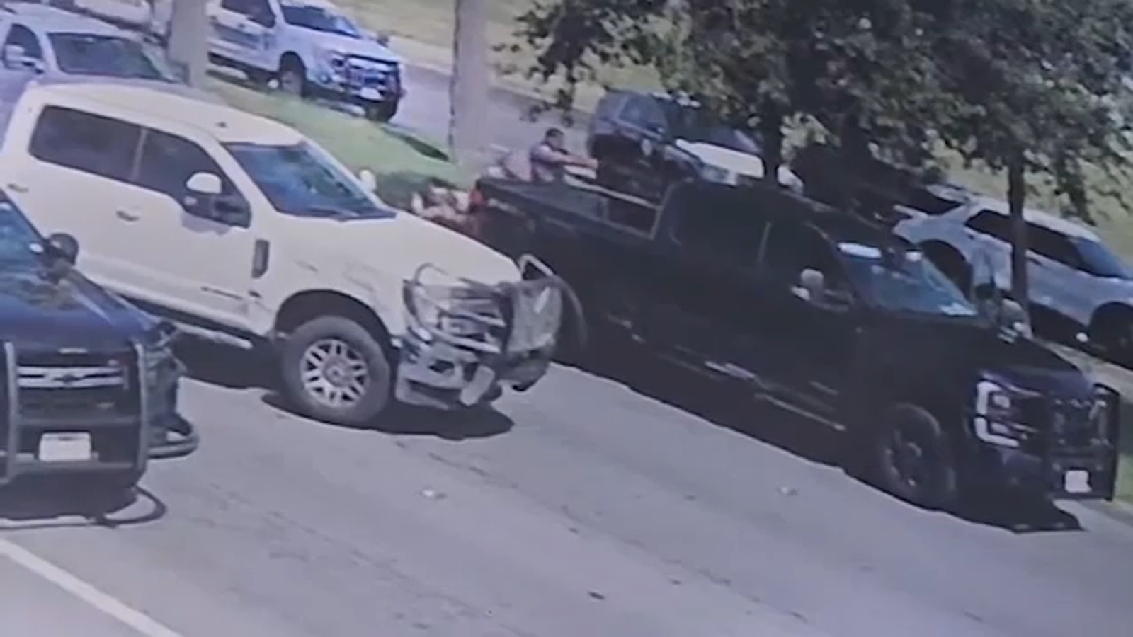 New surveillance video shows deadly police shooting at end of chase in ...
