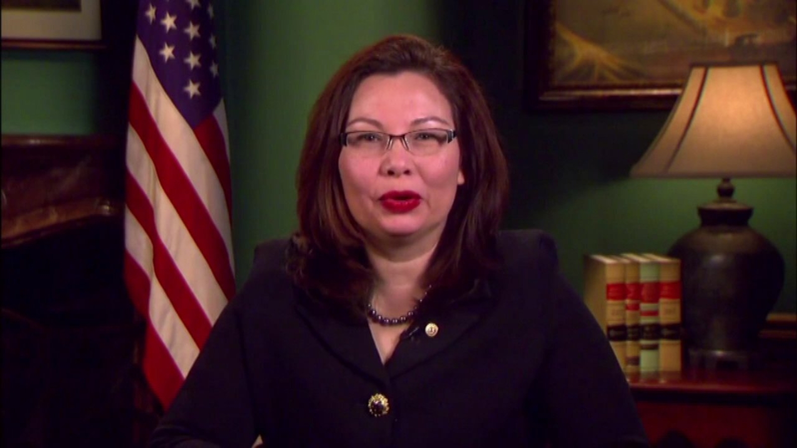 Sen. Duckworth meets with Cubs Board Member Todd Ricketts - ABC7 Chicago