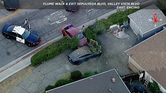 Chase in LA: Possible DUI suspect crashes into wall, ending wild pursuit through the San ...
