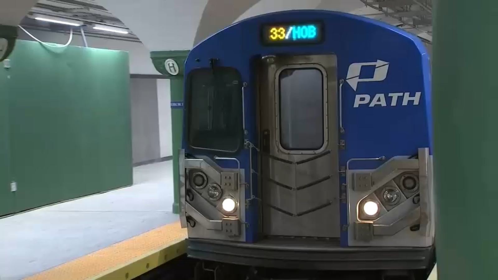 Hoboken PATH Station delays as crews repair track switch problems - ABC7 New York