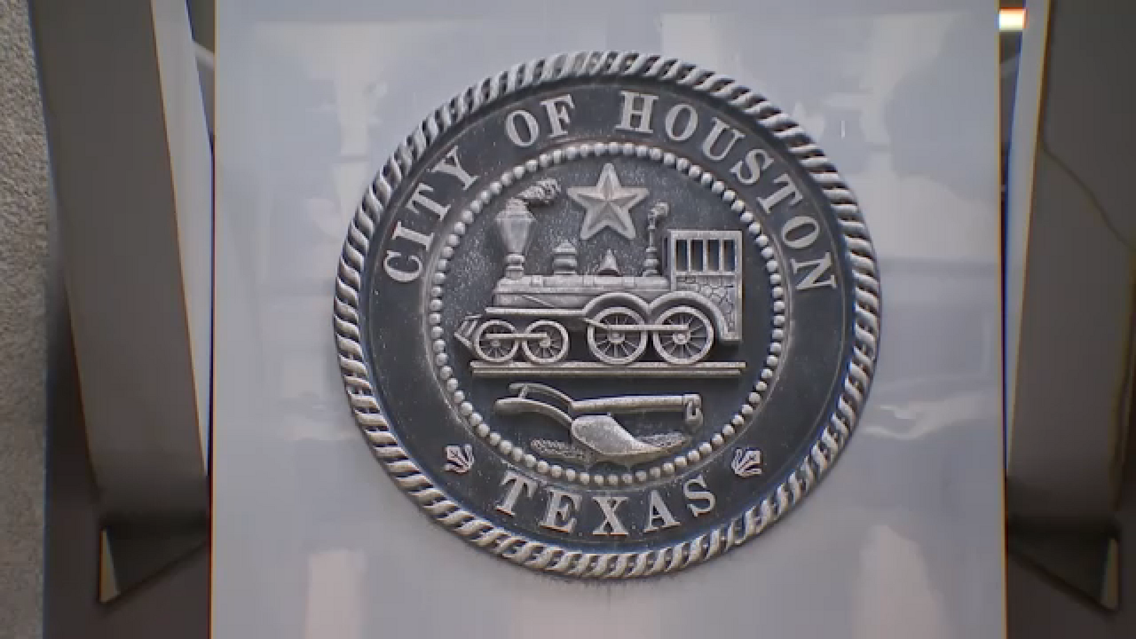 Houston Police Department HQ and public works buildings plagued by ...