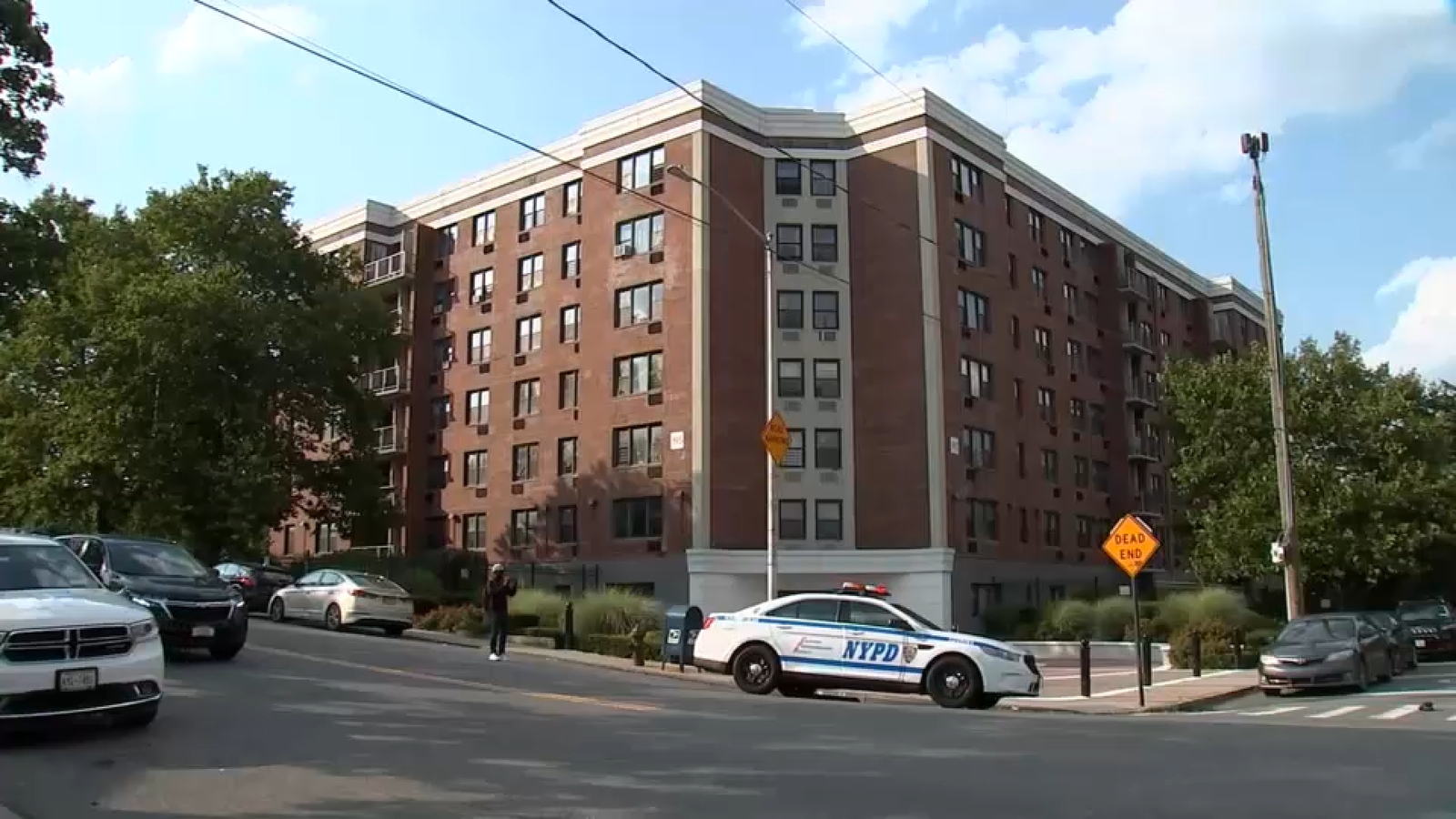 Man who allegedly threw 1-year-old niece down garbage chute of Park ...