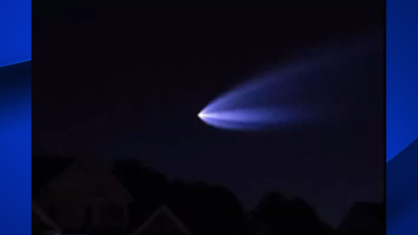 SpaceX's Falcon 9 Rocket launch lights up the North Carolina sky ...