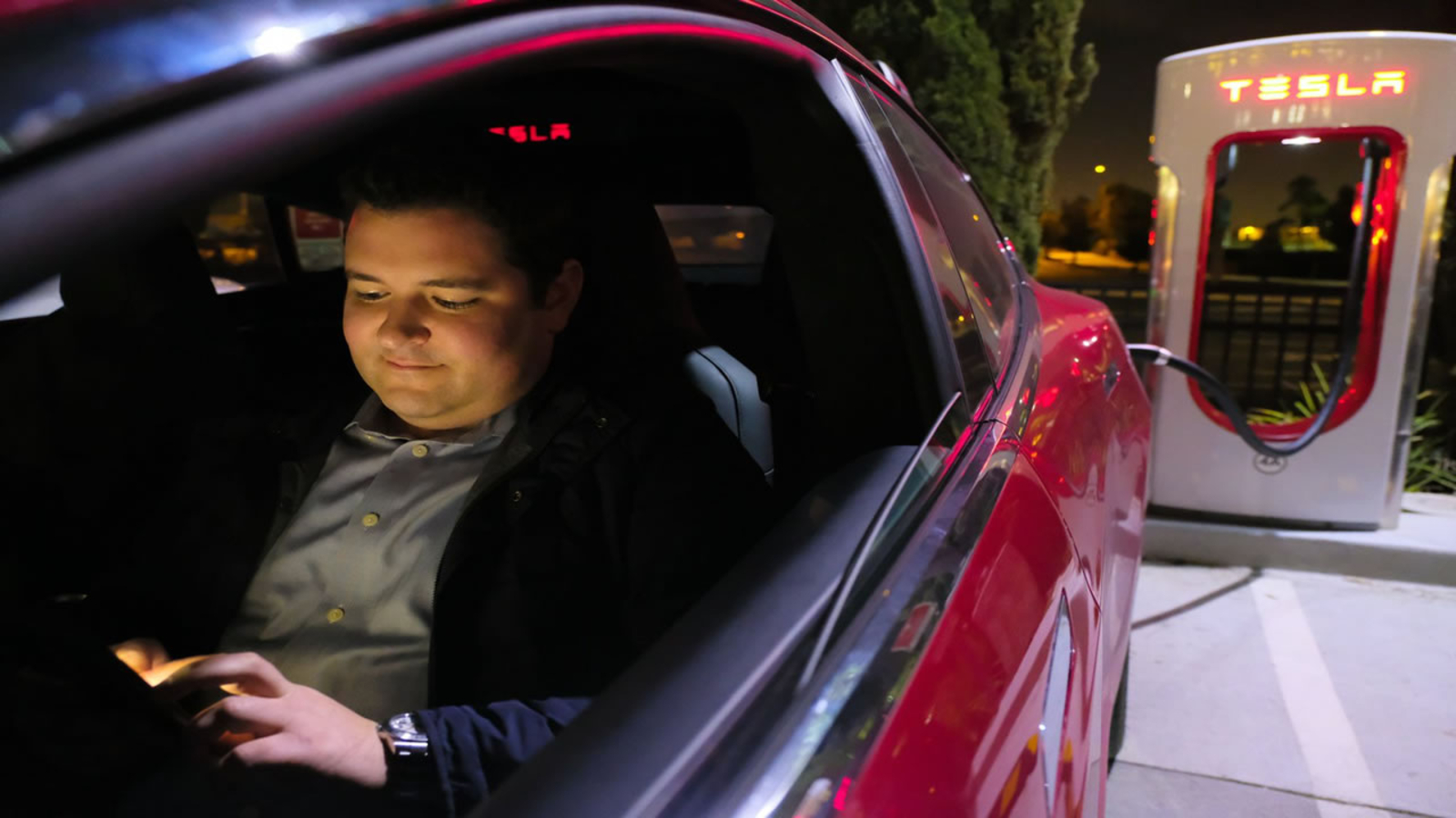 Tesla drivers torn over Musk's ties to Trump - ABC7 San Francisco