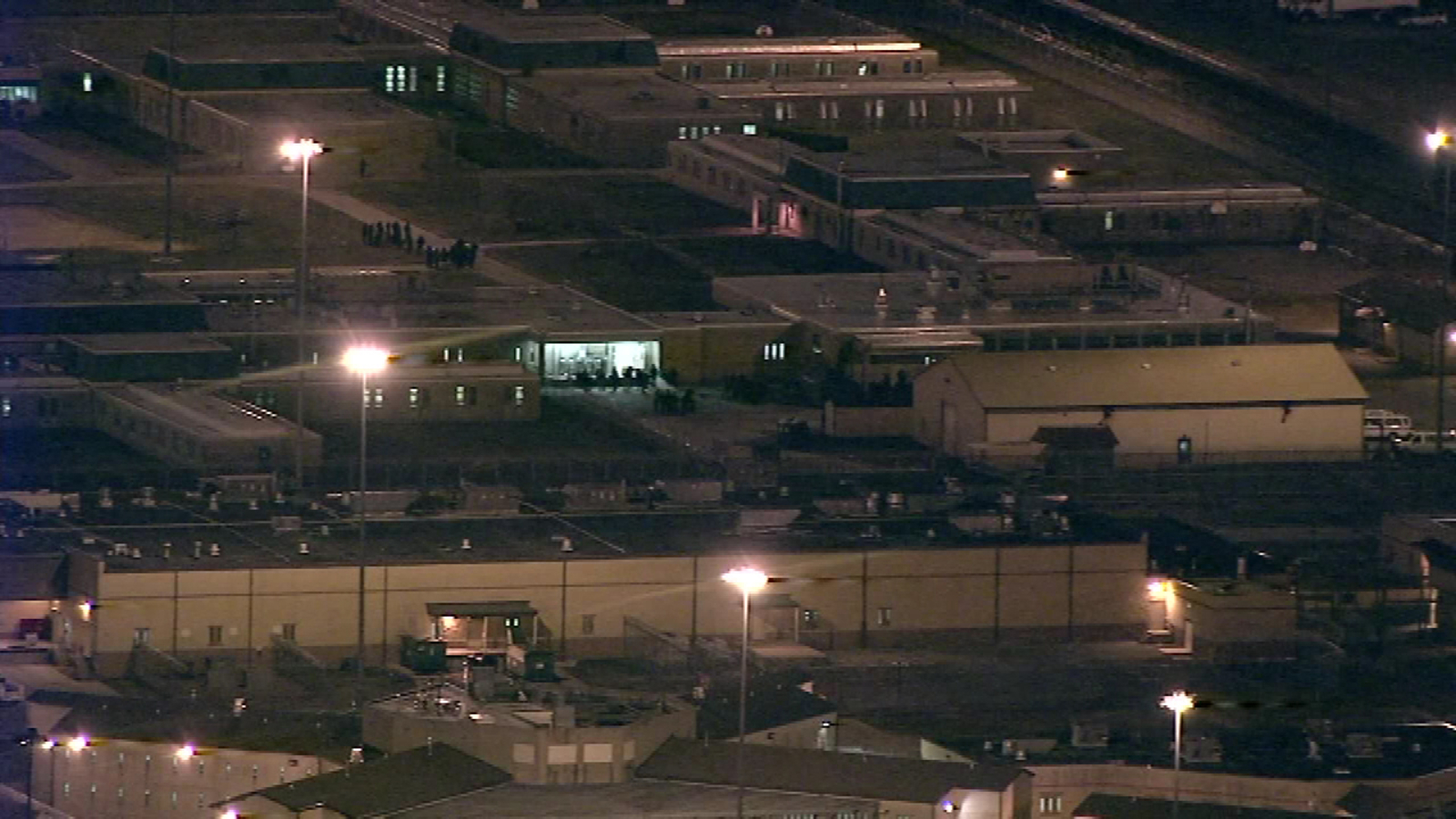 1 hostage dead, another alert and talking, Delaware prison officials ...