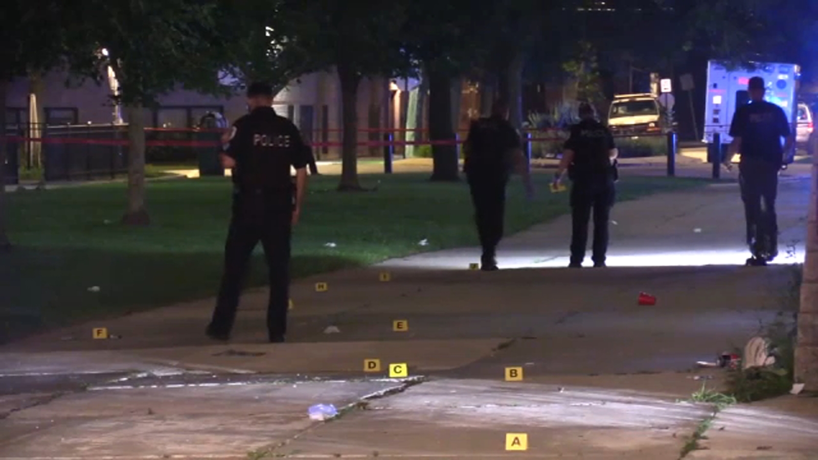 Chicago shooting: 4 teens shot on Springfield Avenue in Lawndale ...