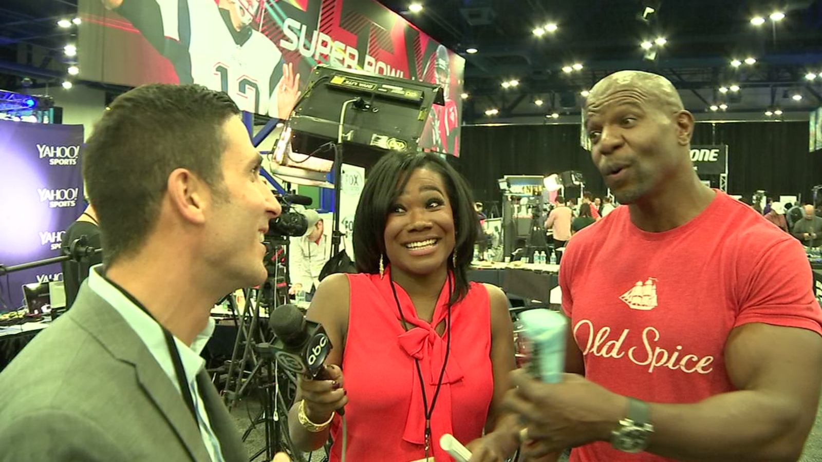 Samica takes you behind the scenes at Radio Row - ABC13 Houston