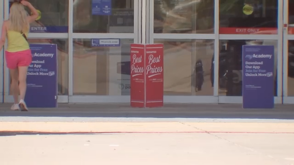 Houston Police Department Captain Daryn Blake Edwards arrested and ...