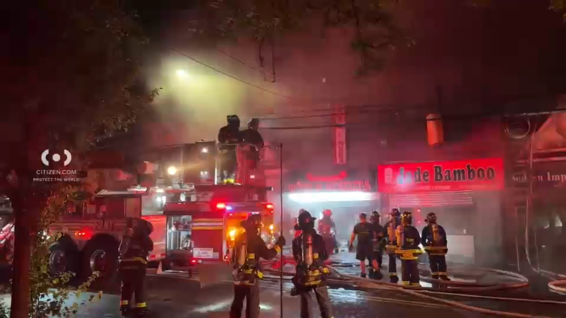 6 firefighters injured in Middle Village, Queens strip mall fire - ABC7 ...