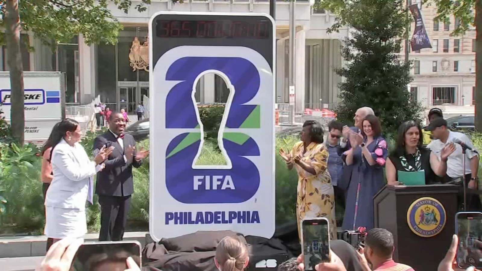 Philadelphia seeking 3K volunteers for 2026 FIFA World Cup - 6abc ...