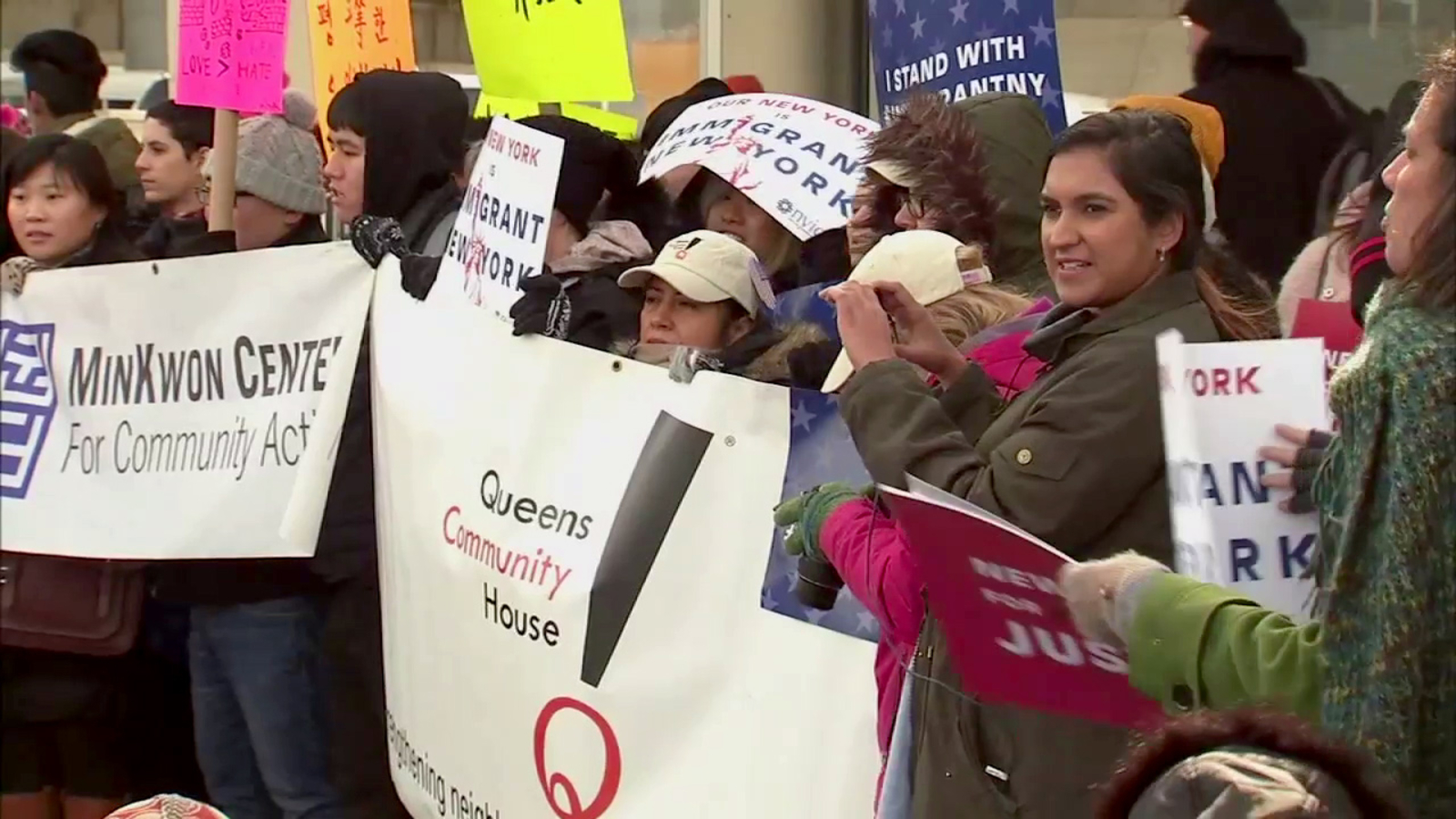 Muslim prayer demonstration held at JFK airport - ABC7 New York