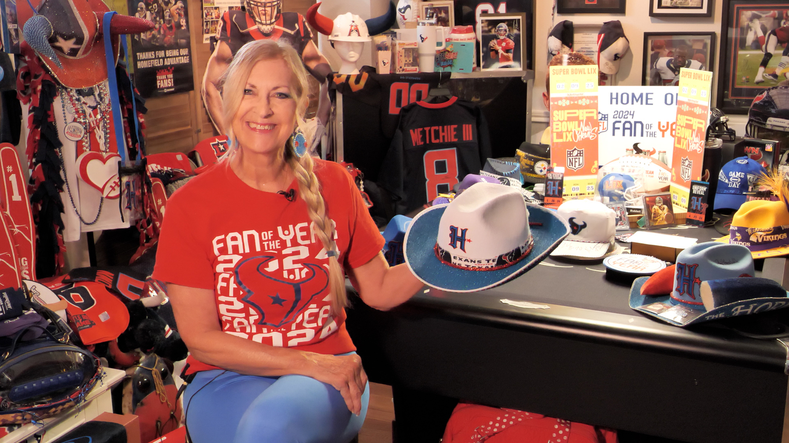 The Texans fan behind head-turning hats - ABC7 San Francisco