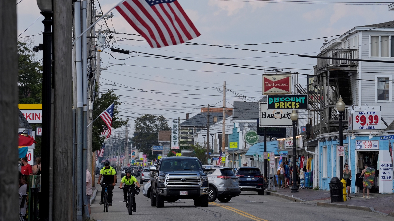 ICE arrests Old Orchard Beach, Maine Police Officer Jon-Luke Evans, but his department claims ...