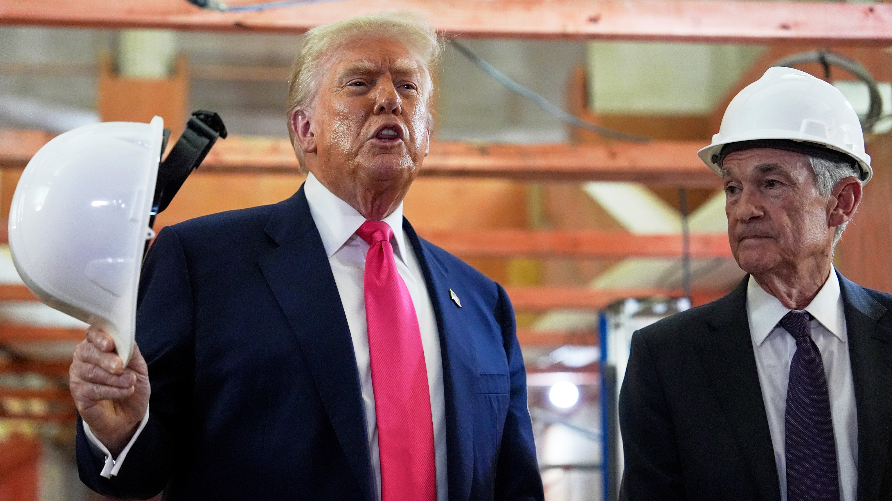 Trump calls on the Federal Reserve board to take full control of the ...