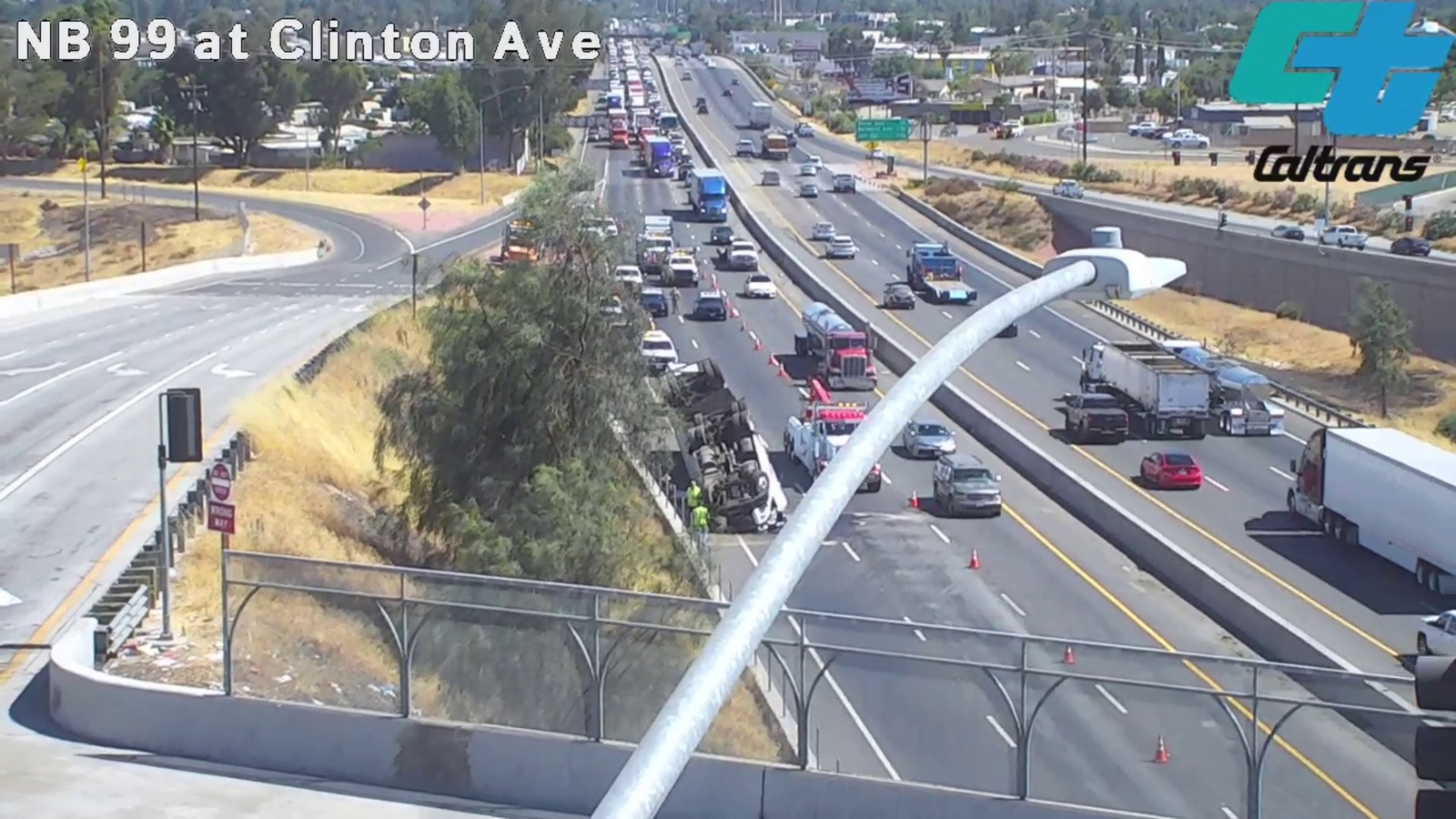 All lanes reopen after big rig forced closure of northbound Highway 99 - ABC30 Fresno