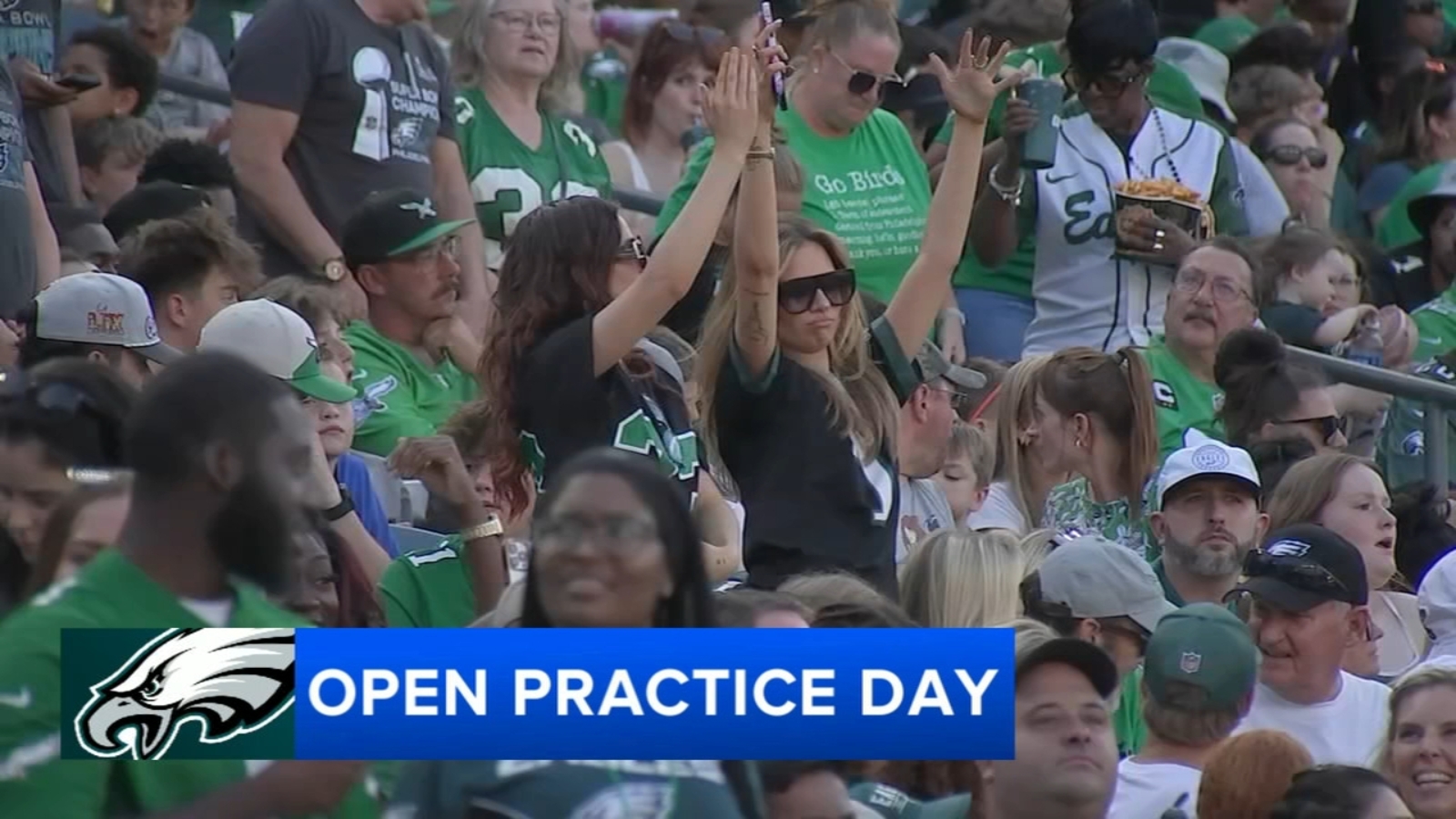 Philadelphia Eagles fans flock to open practice - 6abc Philadelphia