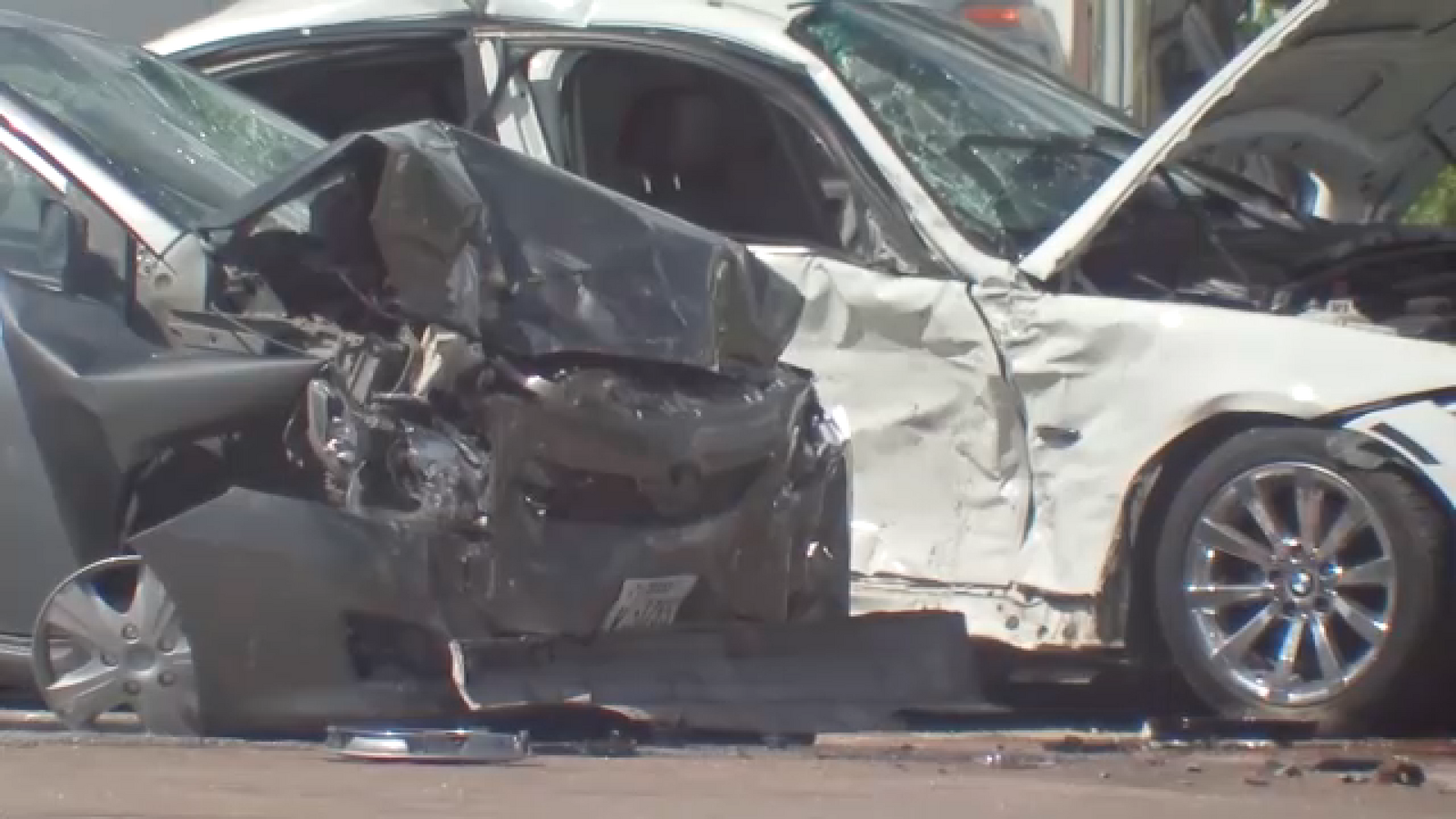 Deadly crash on South Post Oak Road leaves 1 dead, at least 2 ...
