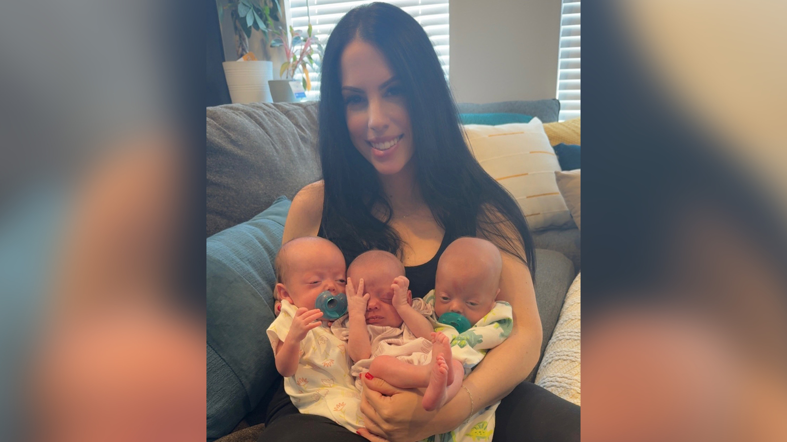 Texas woman who is a quadruplet becomes 1st-time mom to quintuplets ...