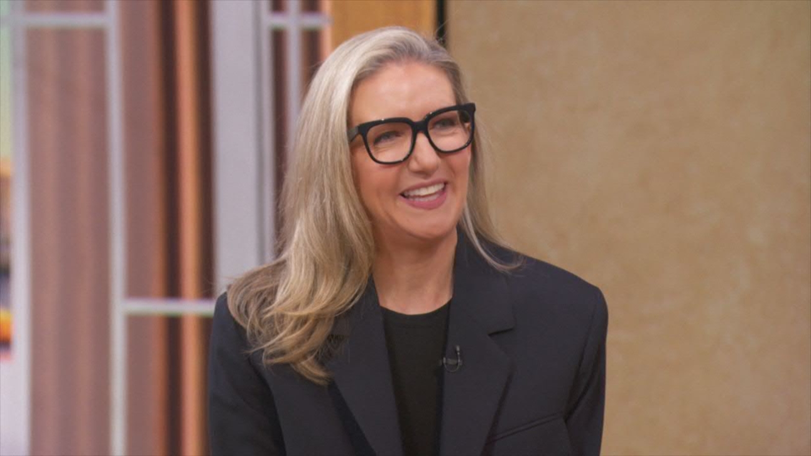 Mixed reviews for new Cracker Barrel logo, CEO says redesign feedback has been 'overwhelmingly ...