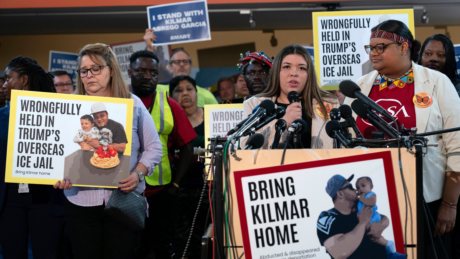 Kilmar Abrego Garcia released on Friday from criminal custody in ...