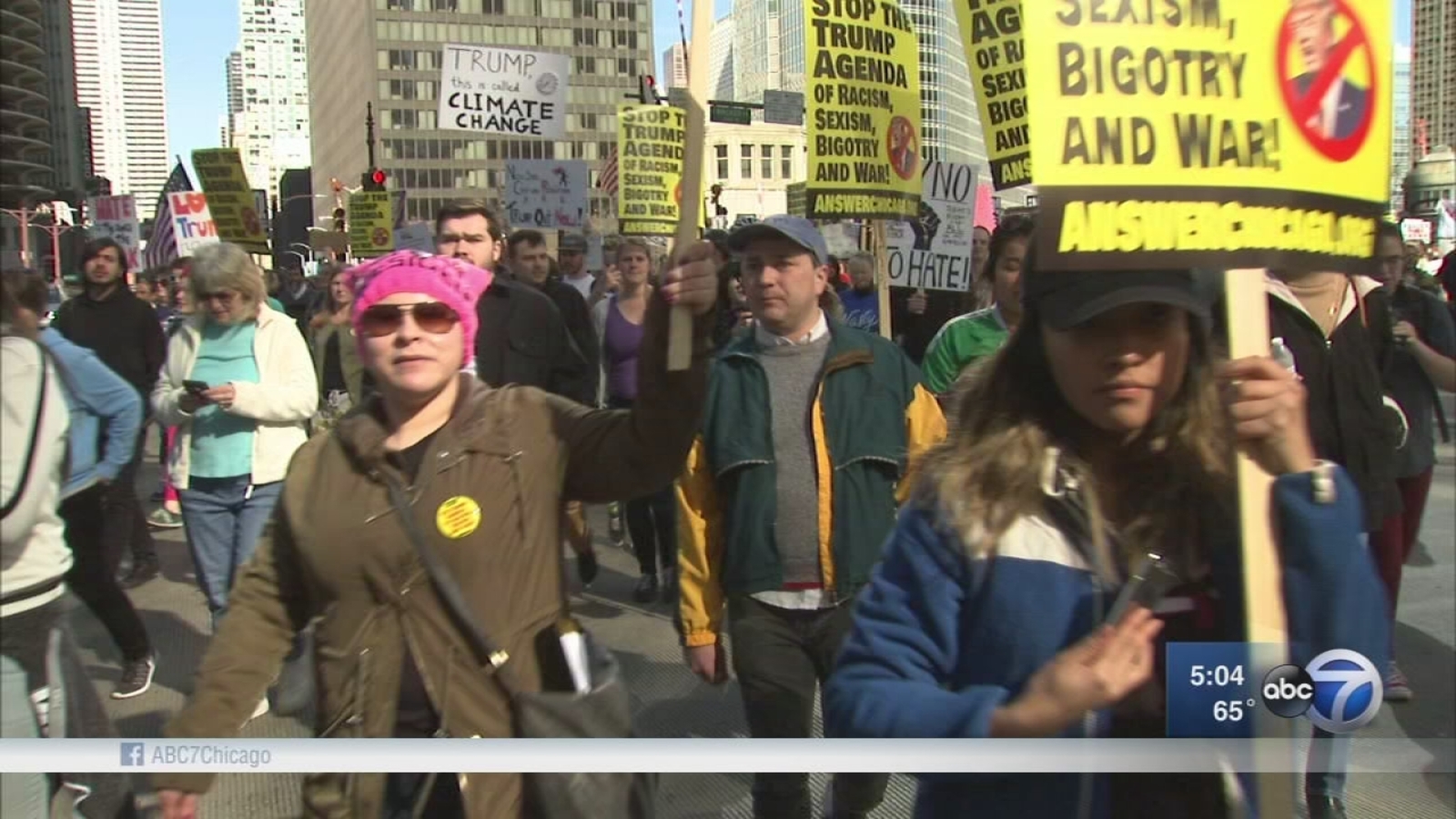 Anti-Trump protesters march through Loop - ABC7 Chicago