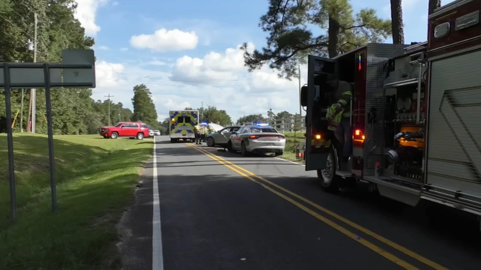 Authorities searching for driver who led troopers on chase in Harnett ...