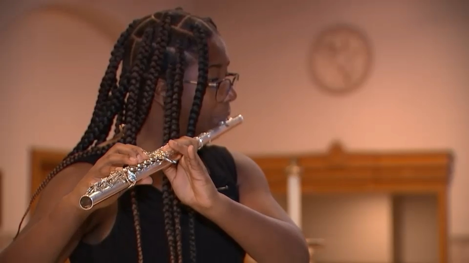 14-year-old flute prodigy, Chideha Osondu, earns spot in Juilliard's ...