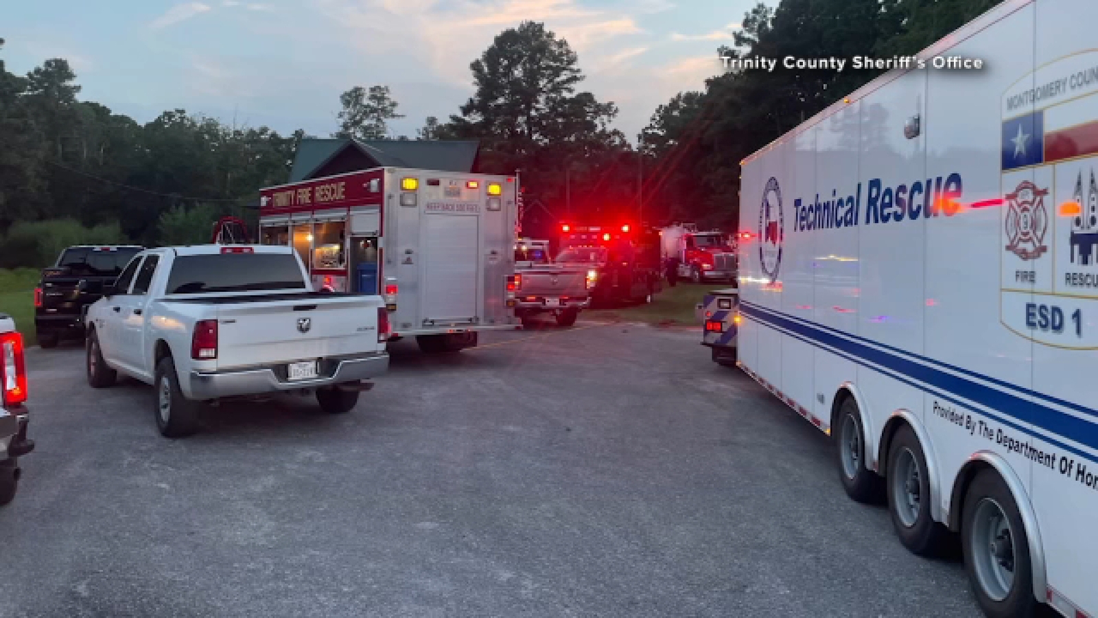 Three men killed after coming in contact with toxic gas while working ...