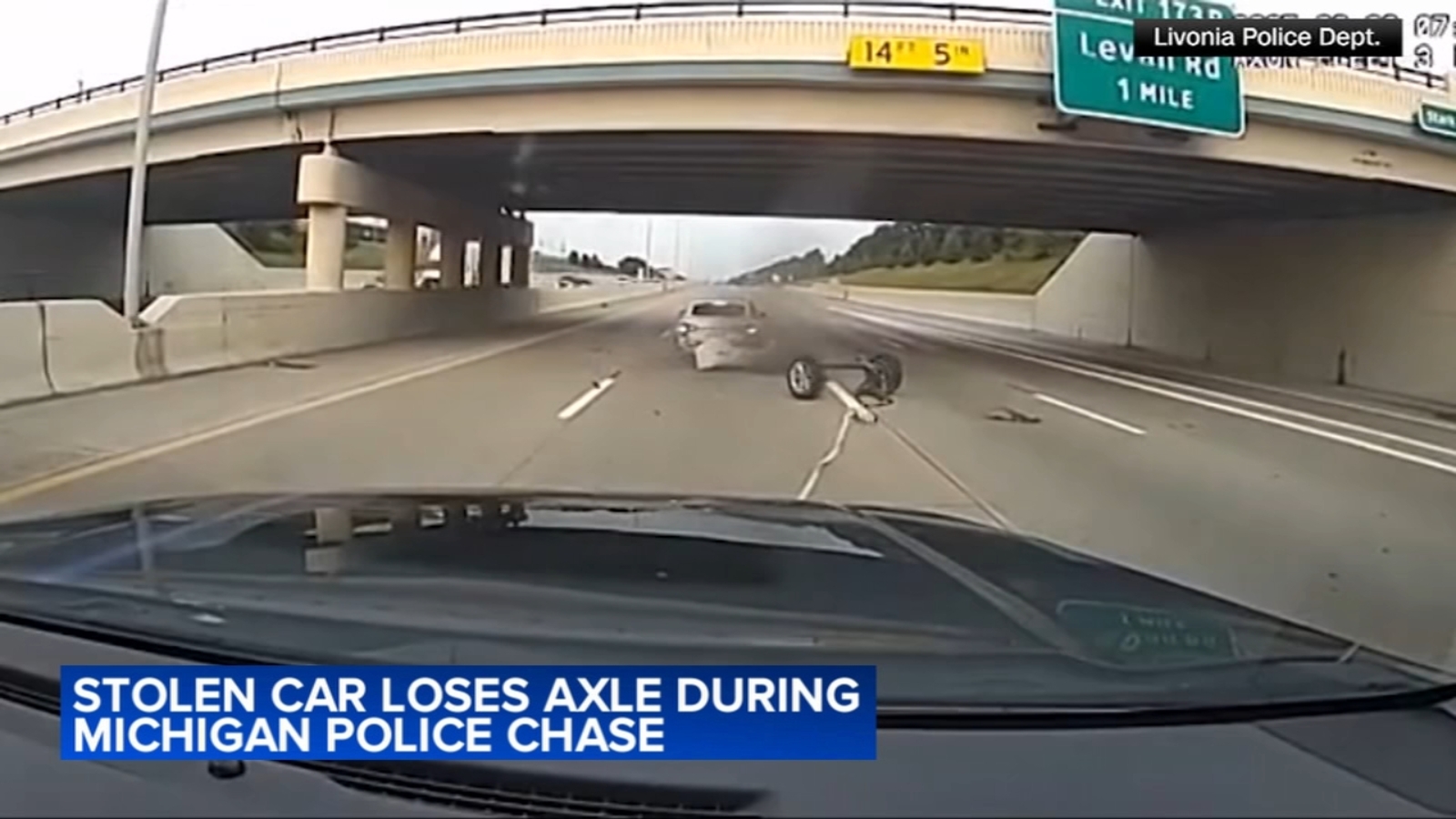 Grappler device ripps of rear axle off of stolen car, video from ...