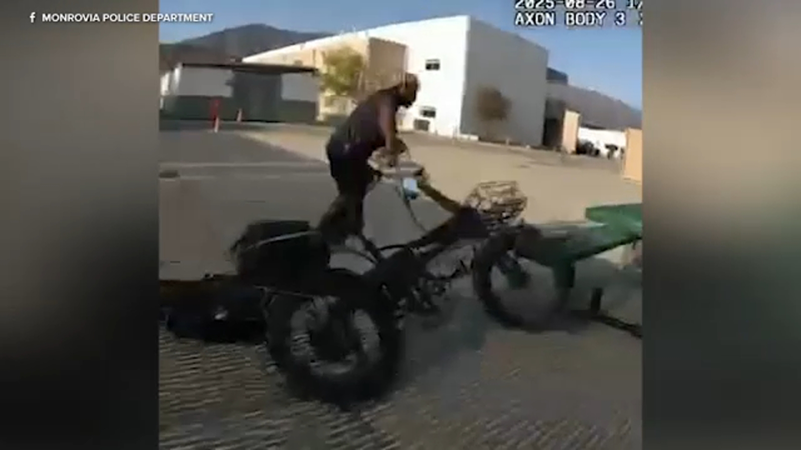 Dashcam video shows suspected bike thief running from police in ...