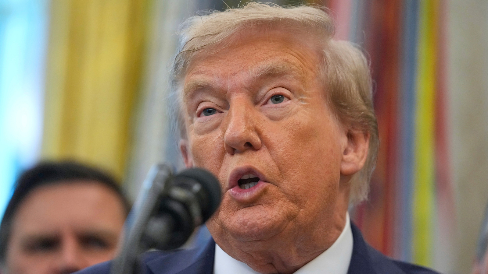 Trump says he will deploy National Guard to Chicago but doesn't say ...