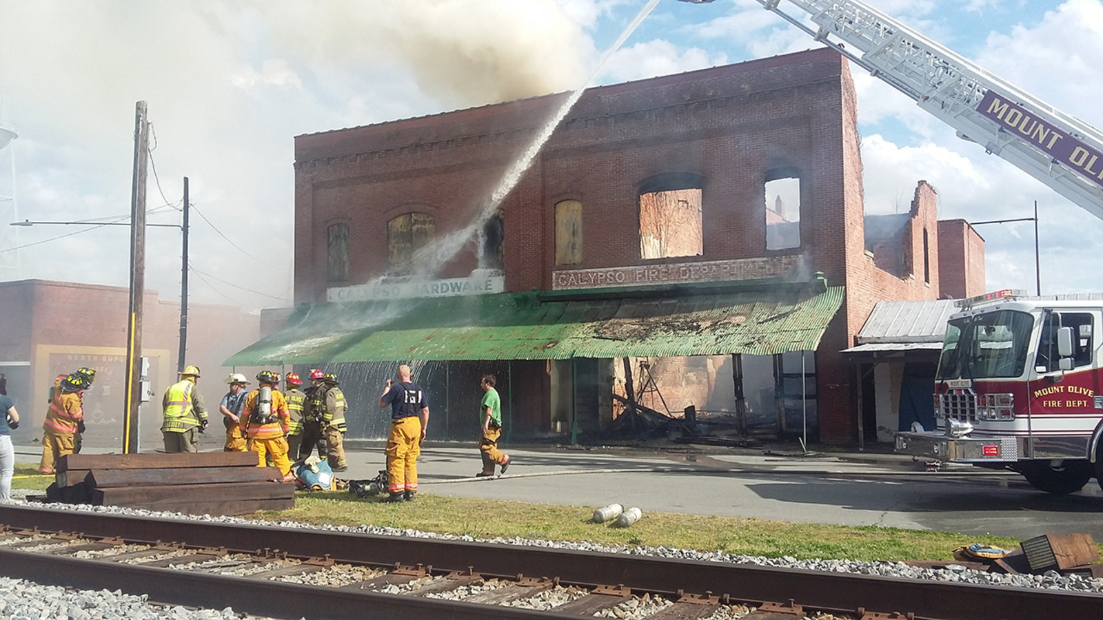 Fire destroys Duplin County landmarks - ABC11 Raleigh-Durham