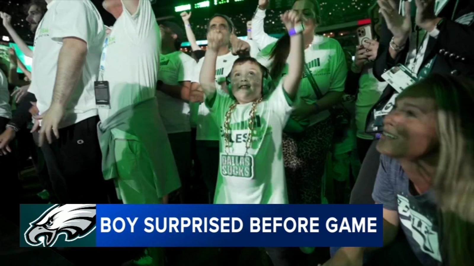 Kylie Kelce gives 5-year-old boy with Autism a big surprise before Eagles game - 6abc Philadelphia